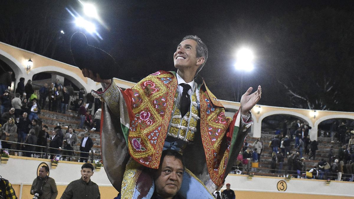 Tarde espectacular de toros en Provincia Juriquilla - Diario de ...