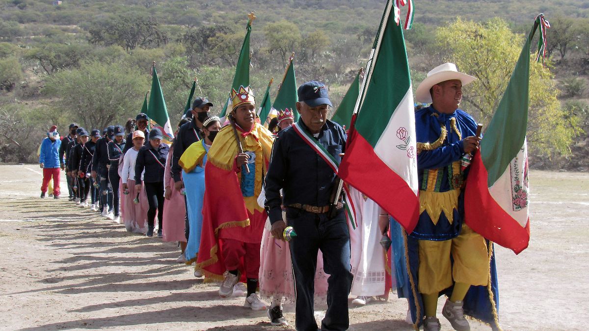 Los “haceres” en la Danza de Moros y Cristianos del valle de San Juan ...