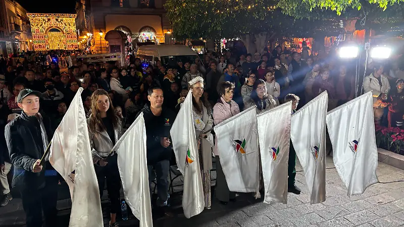 Queretanos viven la emoción de la salida del “Carro de la Posada ...
