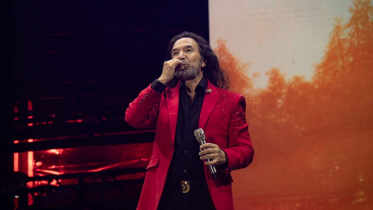 El Buki hizo llover en el Estadio Corregidora - Diario de Querétaro ...