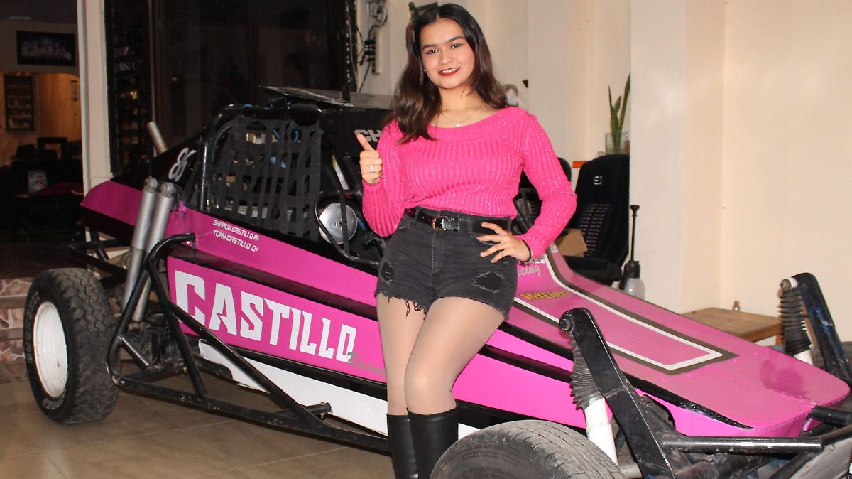 Pilota Sharon Castillo con un 2025 lleno de proyectos - Diario de ...