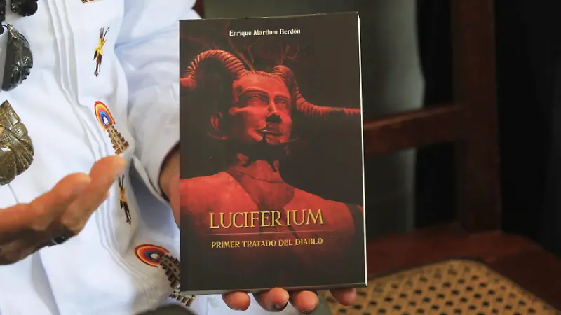 Brujo Mayor de Catemaco presenta libro sobre Lucifer donde explica por ...