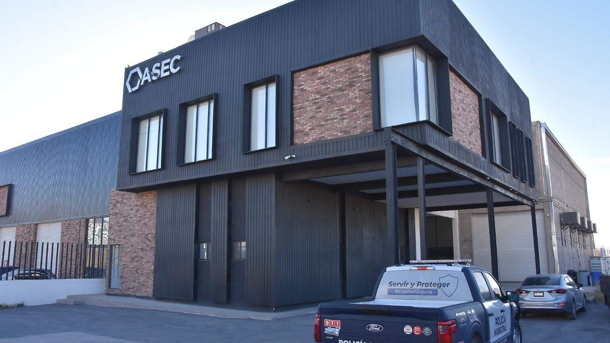 Roban más de 350 mil pesos en equipo, herramientas y materiales de la empresa ASEC en colonia ...