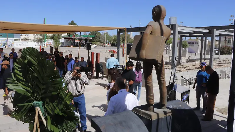 Conmemoran en Ciudad Juárez legado de Manuel Buendía y homenajean a ...