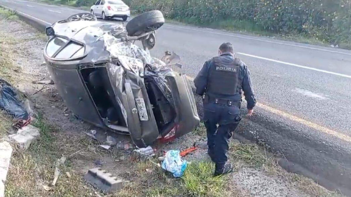 En choque múltiple, auto quedó volcado y destruido en Tlajomulco - El ...