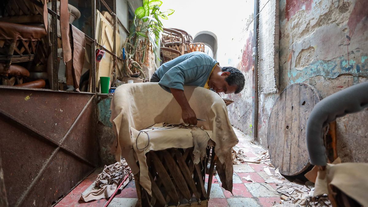 La elaboración de equipales es una tradición familiar que va de Jalisco ...