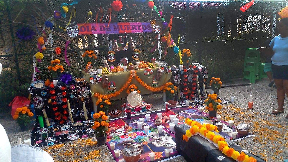 Altares de muertos, una ofrenda de tradición y esperanza - El Sol de ...