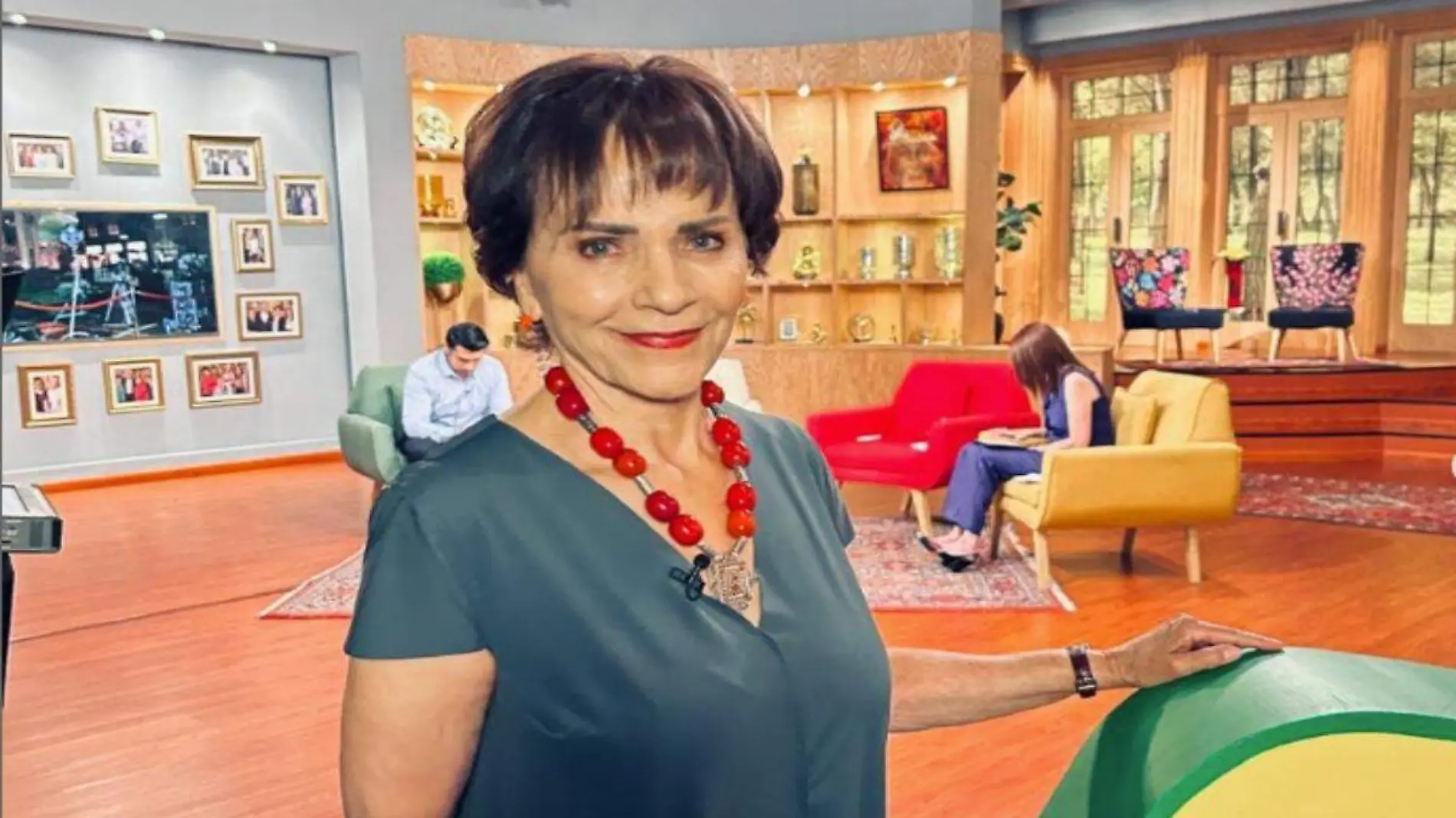 Pati Chapoy quiere morir conduciendo un programa de Ventaneando - El ...