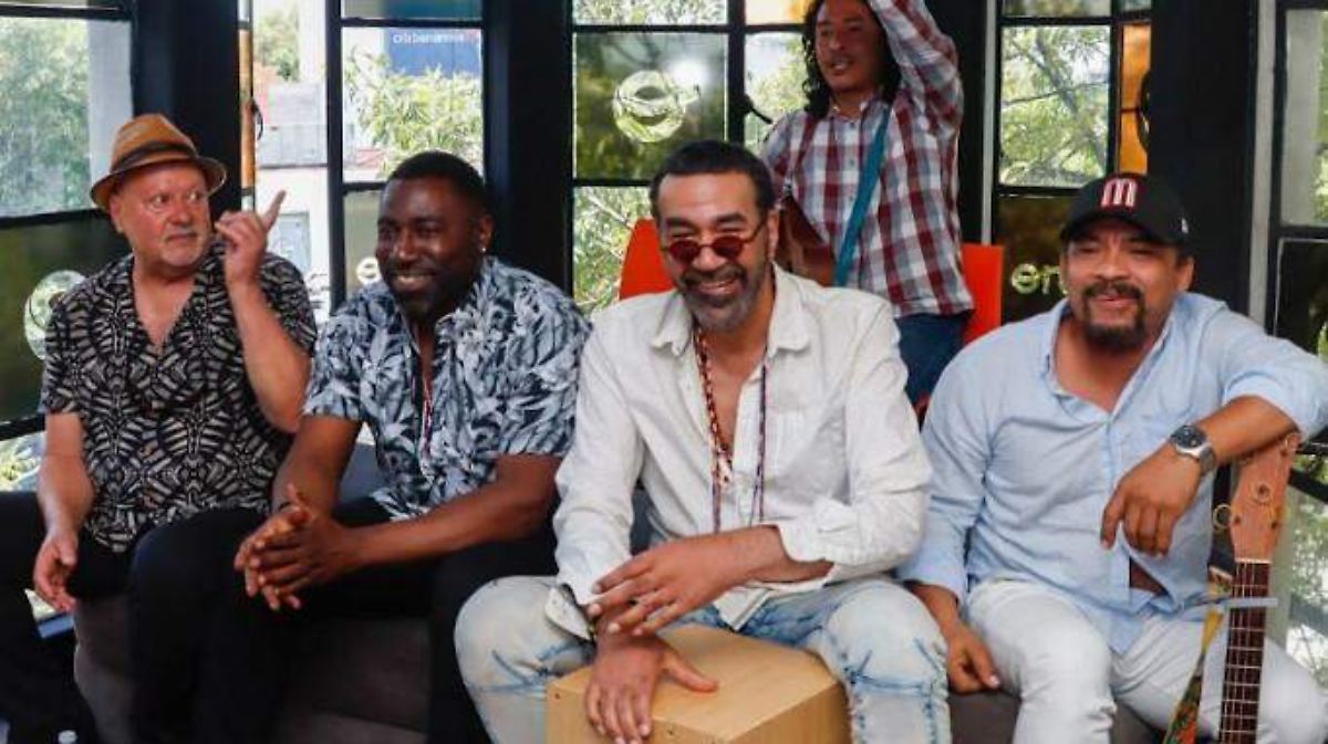 Reggie Stephens y Los Cojolites unen el son jarocho con el rap - El Sol ...