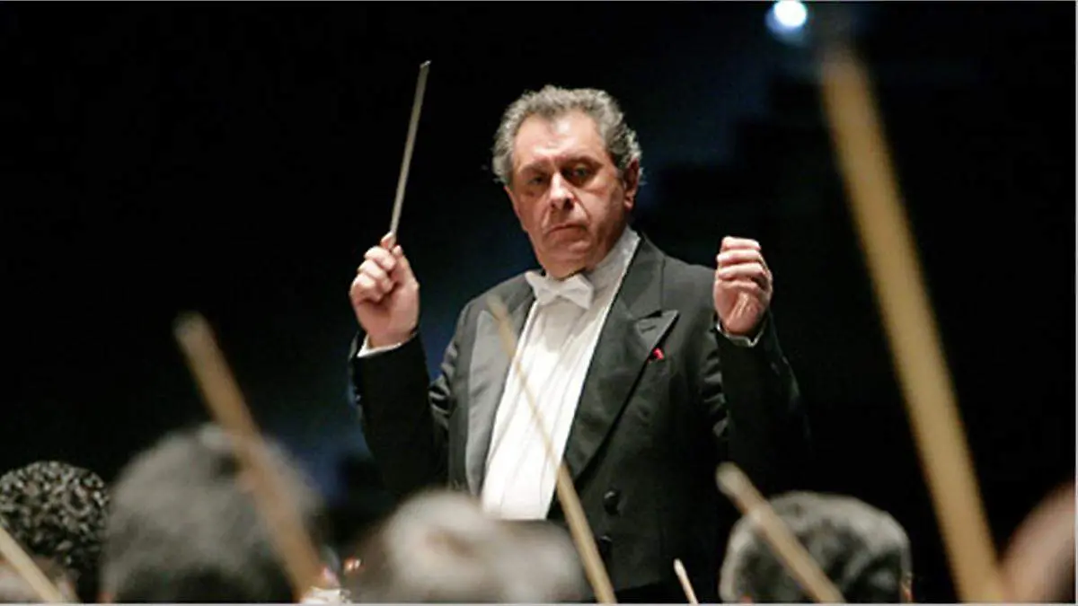 De la pluma de Miguel Reyes Razo / Maestro Enrique Batiz, una vida para ...