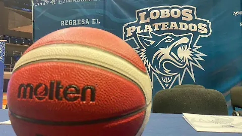 Logo De Los Lobos Baloncesto Lobos Plateados Listos Para La