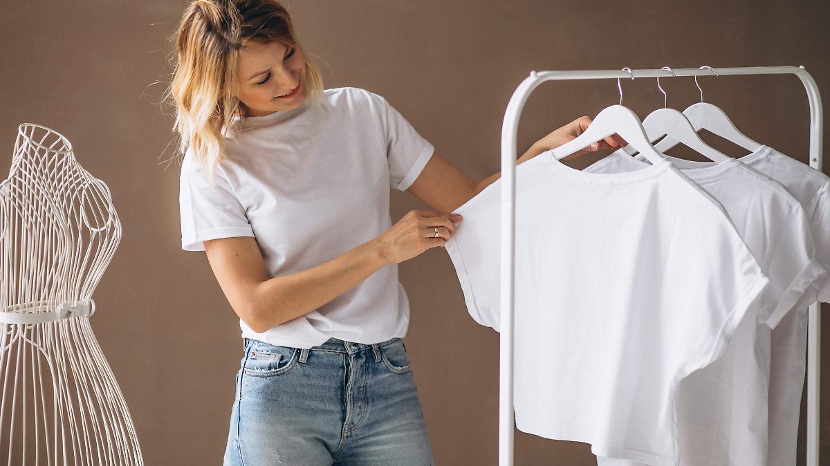 ¿Ropa percudida? 4 trucos caseros para devolverle el blanco a tus ...
