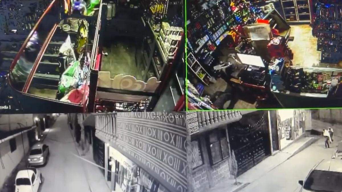 Vestidos de huehe, roban tienda en Tetela de Ocampo - El Sol de Puebla ...
