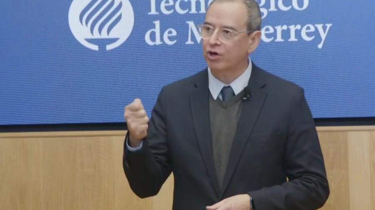 Aislar a un adulto mayor, más dañino que fumar 15 cigarros diarios - El ...