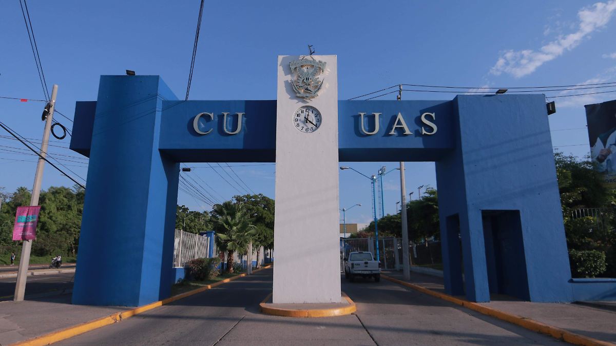 Inicia paro de labores de la UAS, y CU cierra sus puertas - El Sol de ...