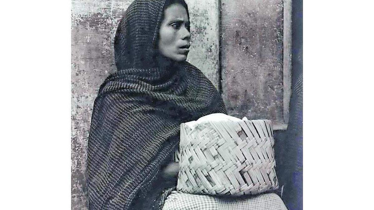 Conoce la historia del rebozo, prenda indispensable de las mexicanas ...