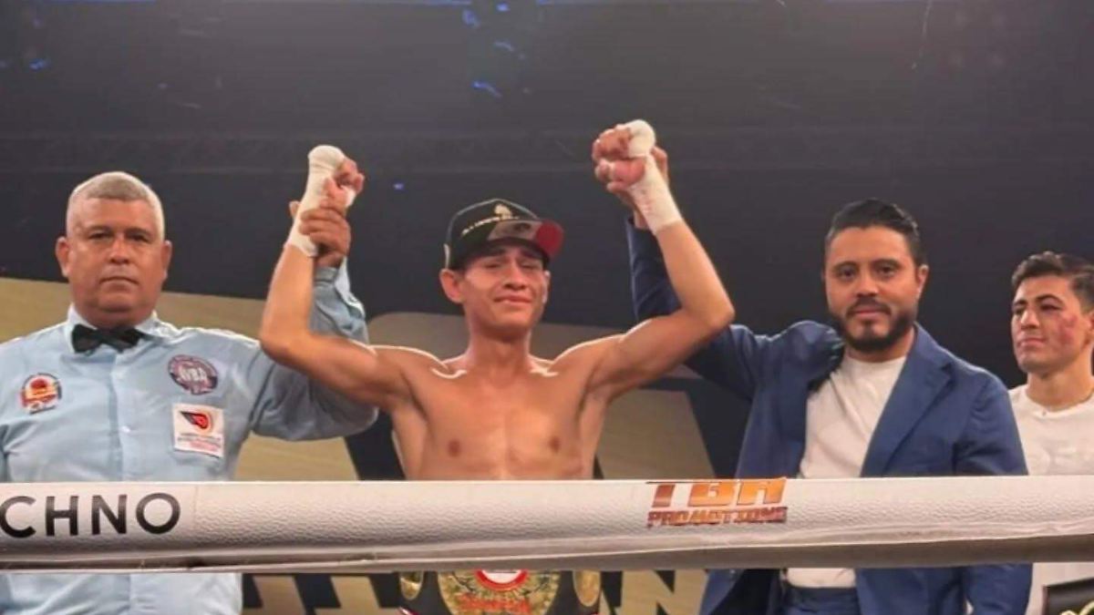 Aarón de la Cruz conquista su primer título internacional de la AMB ...